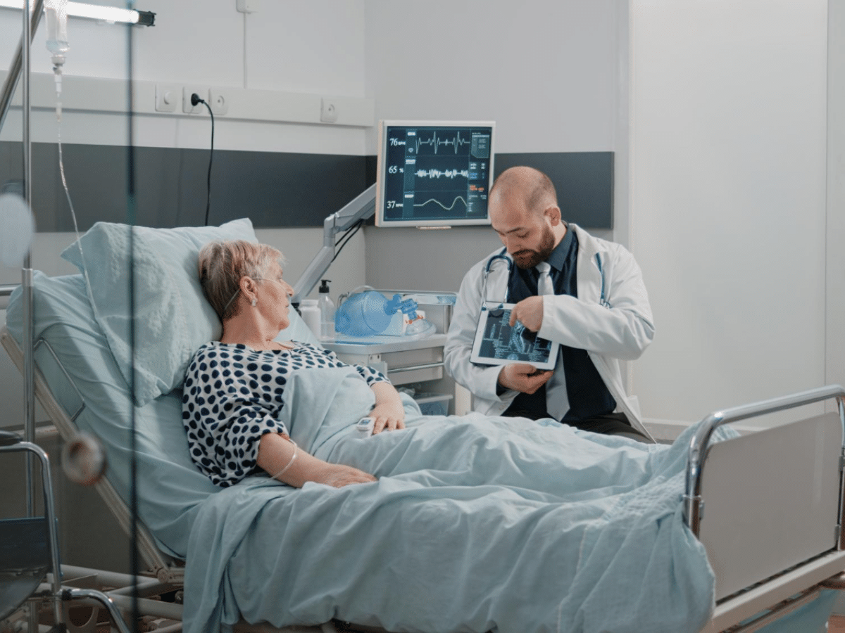 Optimize Acute Care Workflows with Customizable EHR Solutions